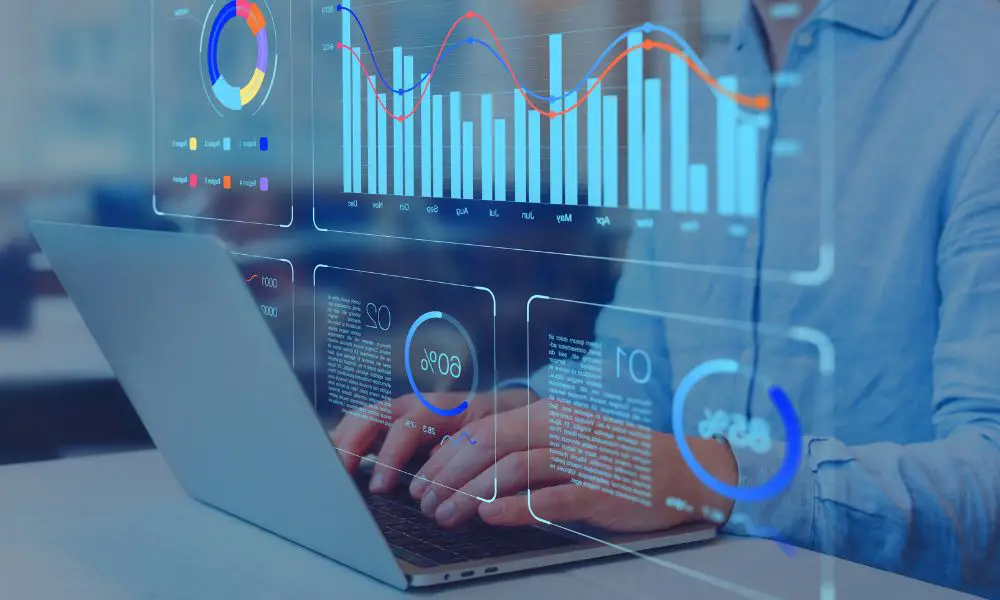 Using Customer Data To Gain a Competitive Advantage Using Customer Data To Gain a Competitive Advantage